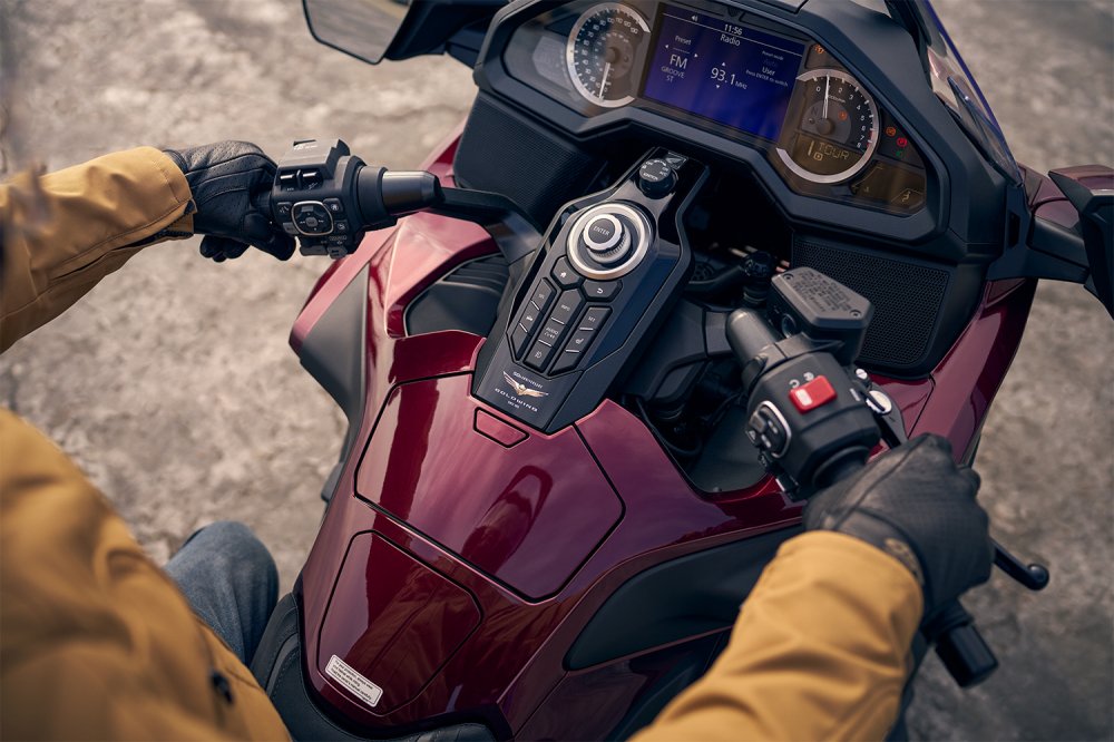 GL1800 Gold Wing Tour DCT 2025 - Kellox